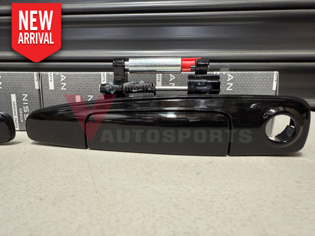 Front Outer Door Handle Assembly (RHS & LHS) GV1 to suit Nissan Skylin ...