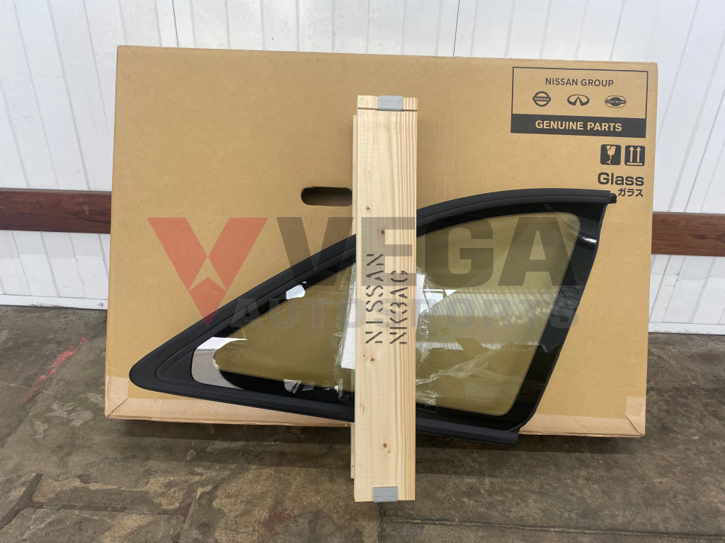 Rear Quarter Glass & Moulding (RHS) to suit Nissan Skyline R33 Model ...